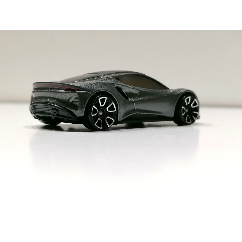 Hot Wheels Lotus Emira